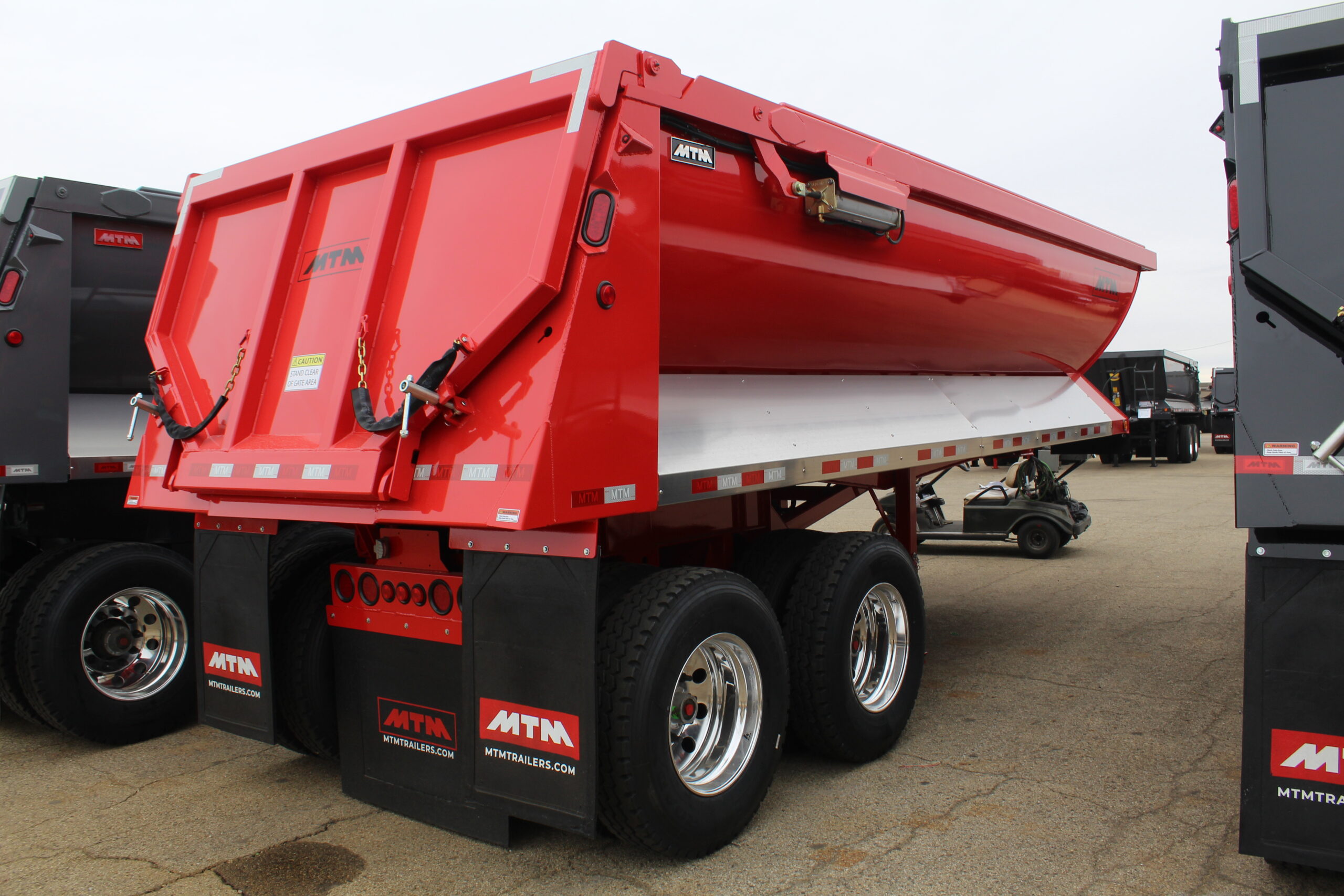 23' Half Round | Quarter-Frame T148 For Sale - MTM Trailers